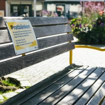 Chatty Benches for Spontaneous Conversations - Age-Friendly World